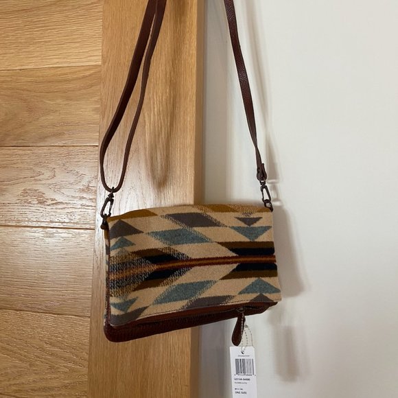 Pendleton | Bags | Pendleton Wyeth Trail Foldover Clutch | Poshmark
